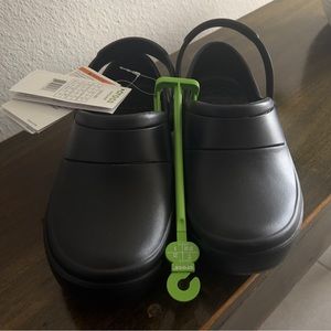 CROCS | Shoes | Nwt Crocs Womens Mercy Work Clog Work Shoes Nurse Shoes ...